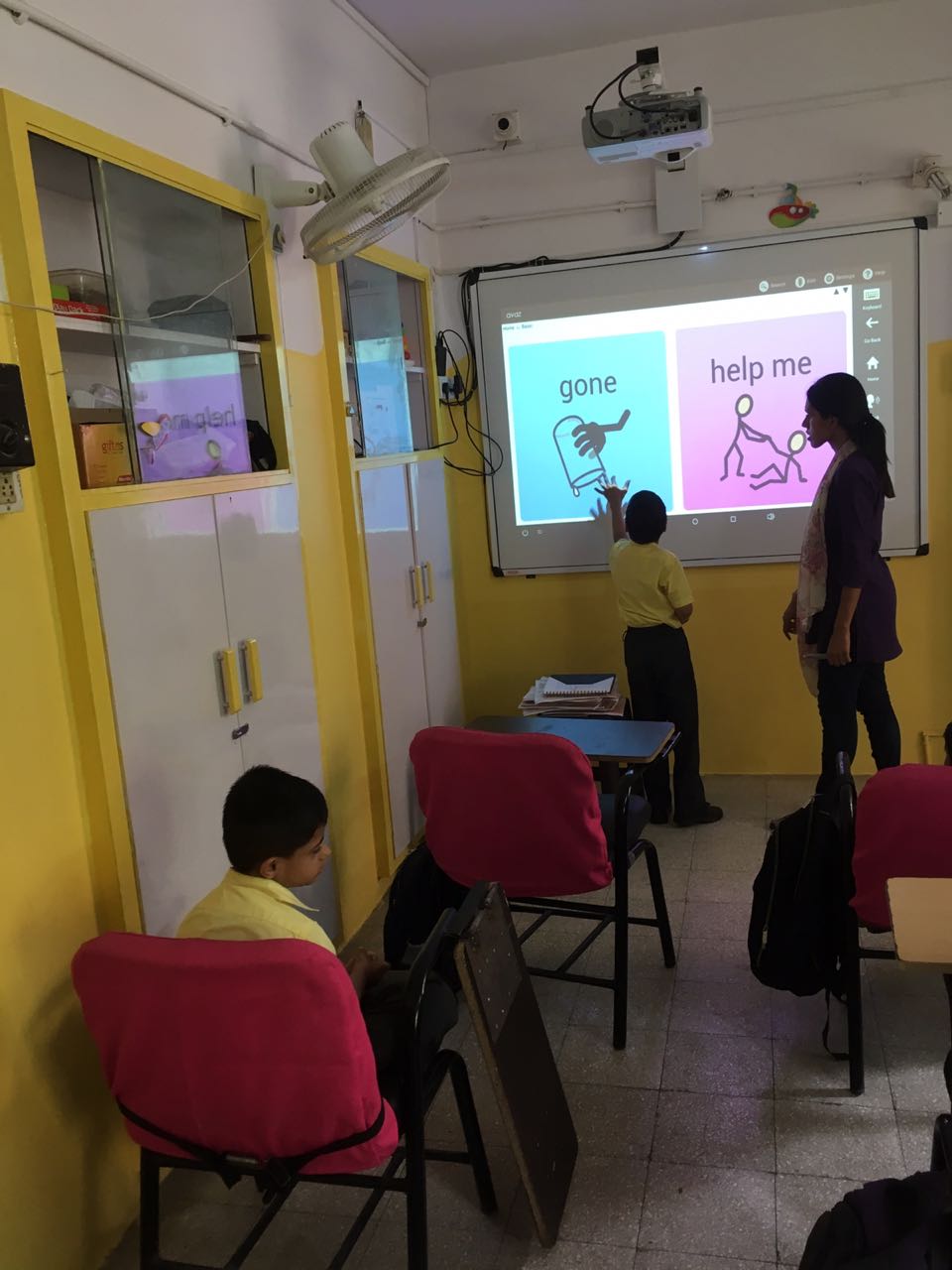 Making it Work: Incorporating Literacy in AAC - Avaz Inc.